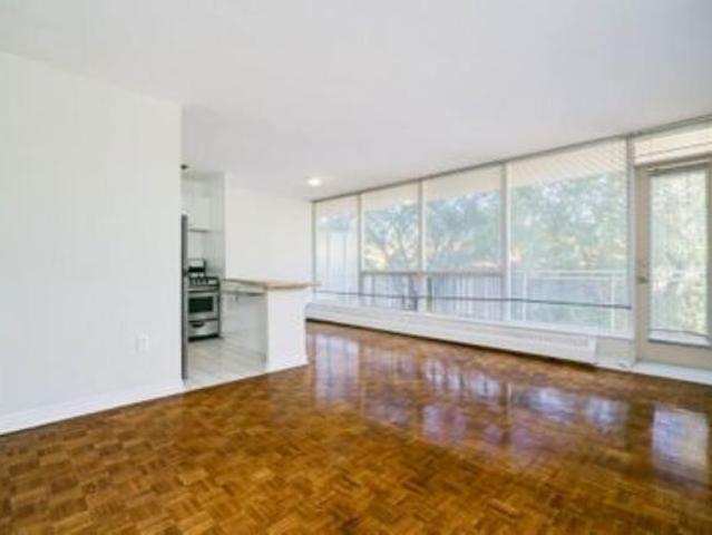 1 Br, 1 bath, Apartment 160 Balmoral Avenue