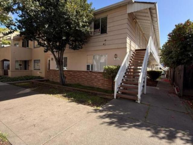 1 Br, 1 bath, Apartment 1616 S St