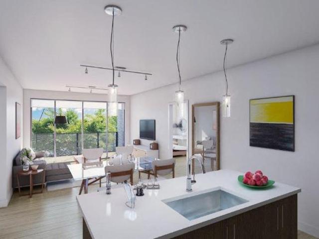 1 Br, 1 bath, Apartment 1620 Central St