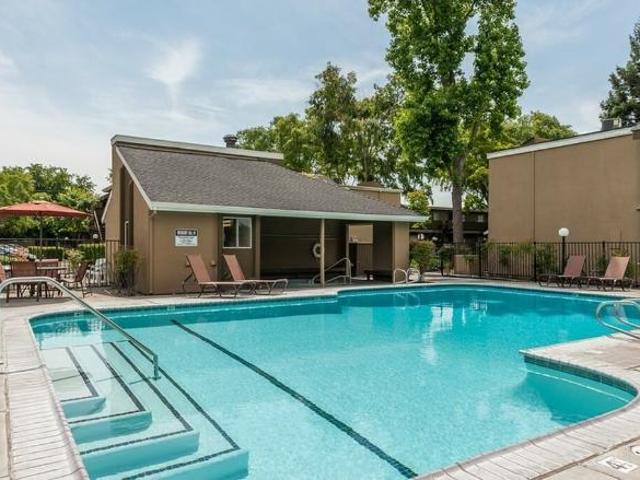 1 Br, 1 bath, Apartment 1628 Bell Street