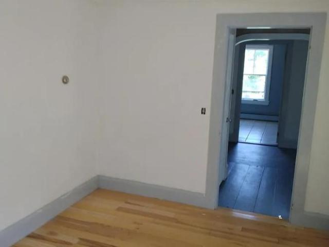 1 Br, 1 bath, Apartment 178 N Gorham Rd