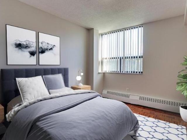 1 Br, 1 bath, Apartment 1790 Eglington Avenue East
