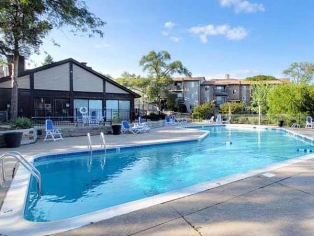 1 Br, 1 bath, Apartment 1706 Forest Cove Dr