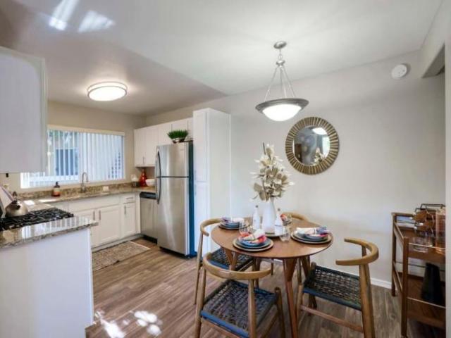 1 Br, 1 bath, Apartment 1849 S Power Rd