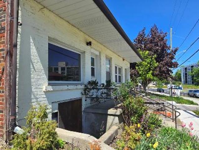 1 Br, 1 bath, Apartment 185 Highland Rd