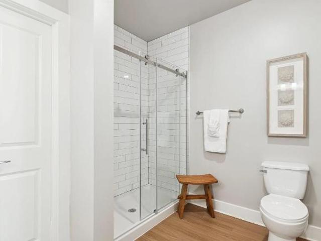 1 Br, 1 bath, Apartment 1880 Maple Dr NW