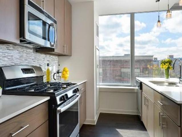 1 Br, 1 bath, Apartment 1890 Maple Ave