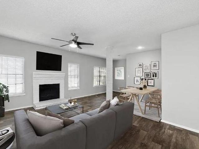 1 Br, 1 bath, Apartment 18950 Marsh Lane
