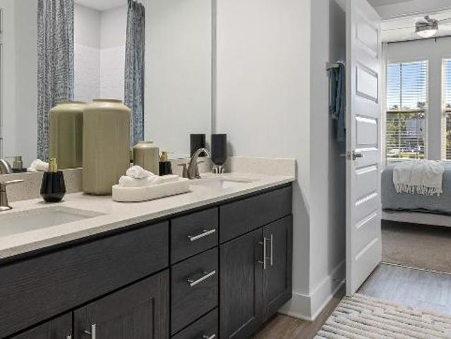 1 Br, 1 bath, Apartment 1800 Indigo Mkt Dr