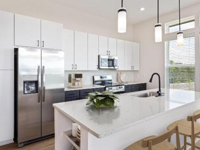 1 Br, 1 bath, Apartment 1821 Chatham Flats Dr