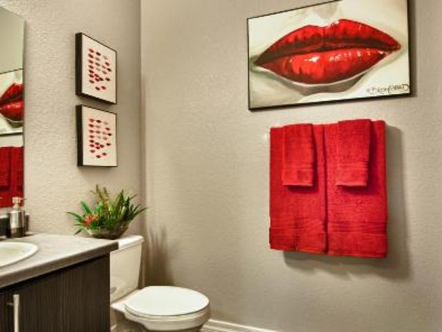 1 Br, 1 bath, Apartment 18250 N 25th Ave