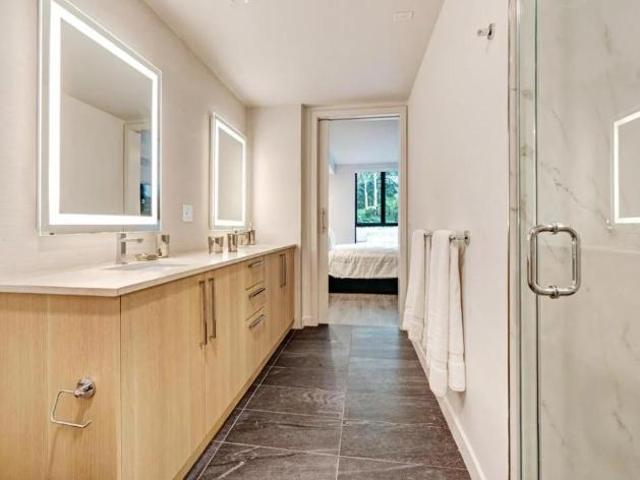 1 Br, 1 bath, Apartment 1825 North Las Palmas