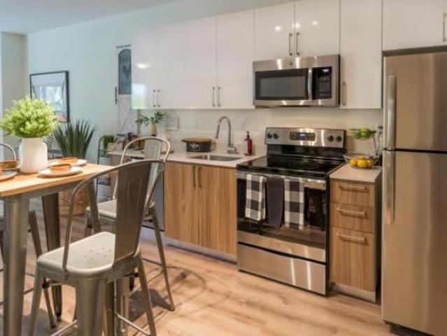 1 Br, 1 bath, Apartment 18301 S Dixie Highway
