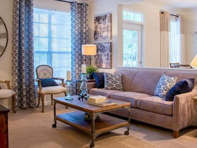1 Br, 1 bath, Apartment 1950 Barrett Lakes Blvd