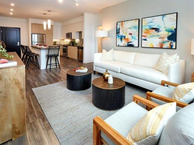 1 Br, 1 bath, Apartment 19535 W Nordhoff St