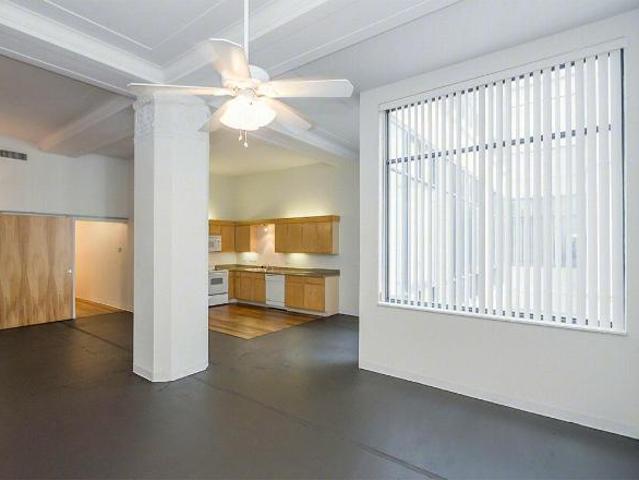 1 Br, 1 bath, Apartment 1900 Elm St