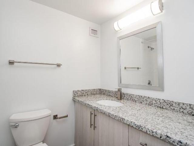 1 Br, 1 bath, Apartment 1900 Sans Souci Blvd