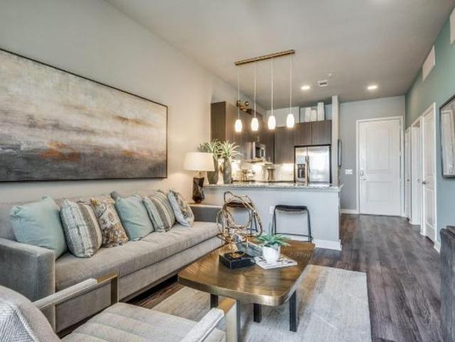 1 Br, 1 bath, Apartment 1901 Knightsbridge Rd