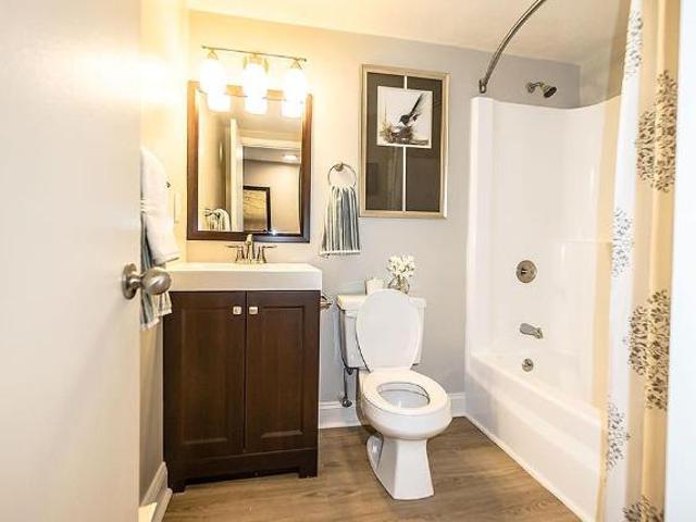 1 Br, 1 bath, Apartment 190 Mediterranean Drive