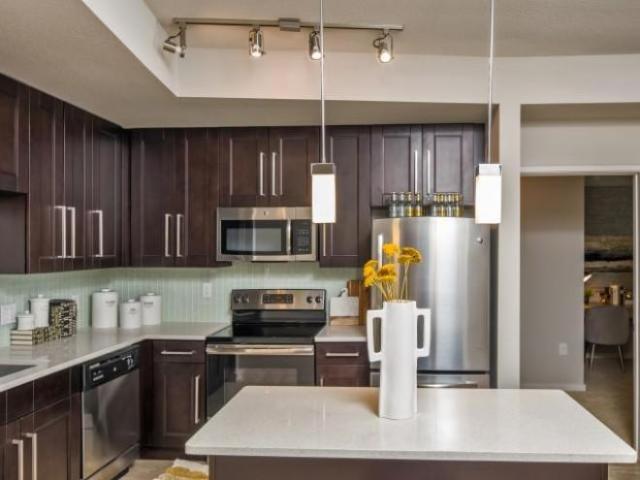 1 Br, 1 bath, Apartment 190 SE 5th Avenue