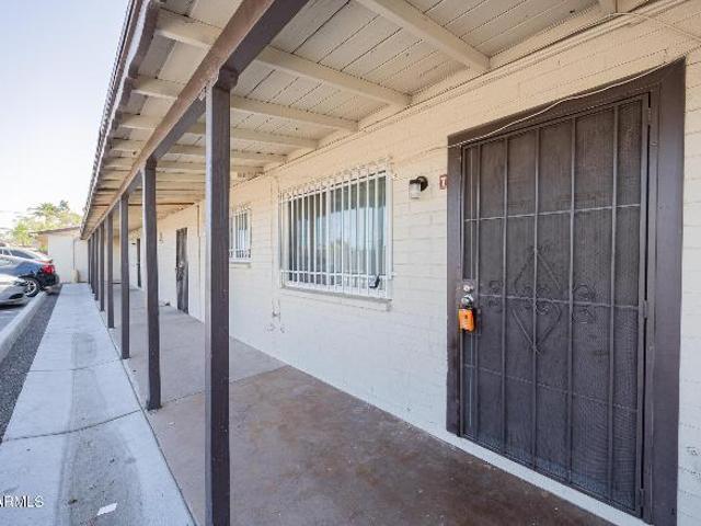 1 Br, 1 bath, Apartment 1915 North 26th Place