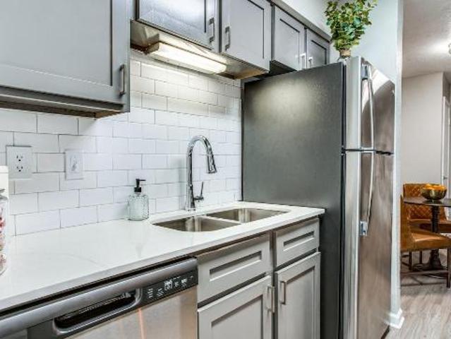 1 Br, 1 bath, Apartment 19251 Preston Rd