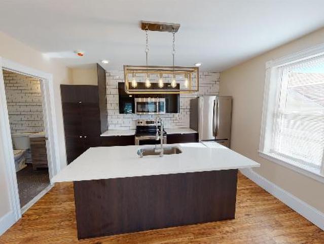 1 Br, 1 bath, Apartment 193 Vinton Street