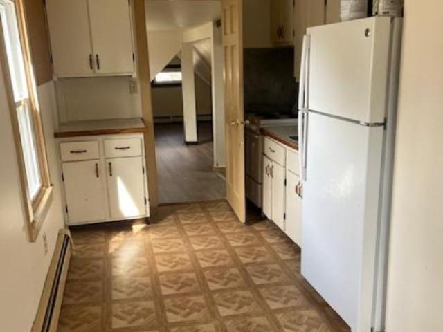 1 Br, 1 bath, Apartment 19 Market Ln