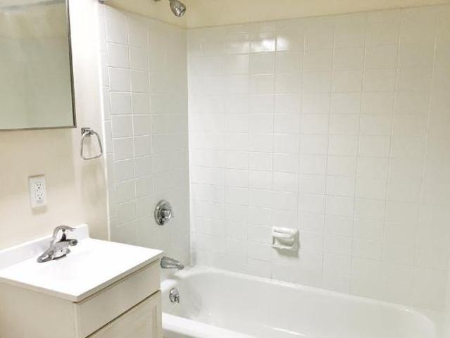 1 Br, 1 bath, Apartment 1 Water Street