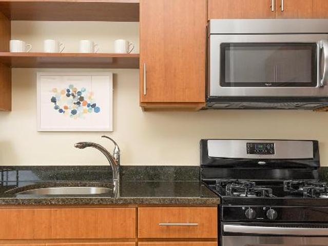 1 Br, 1 bath, Apartment 1 Nathan Pratt Drive