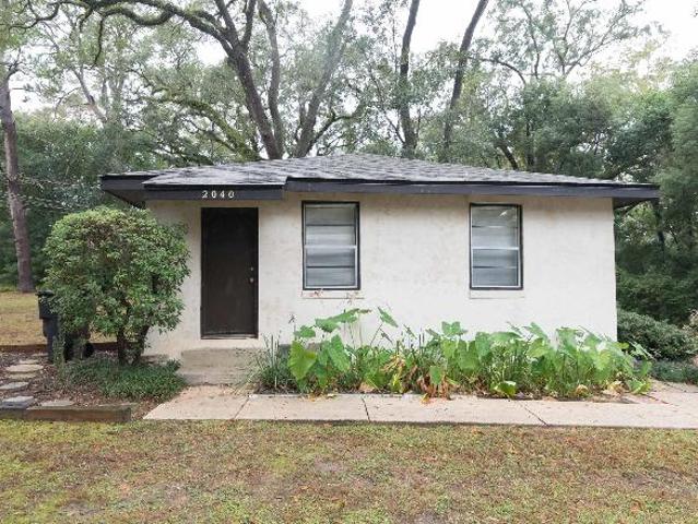 1 Br, 1 bath, Apartment 2040 Hollywood Drive
