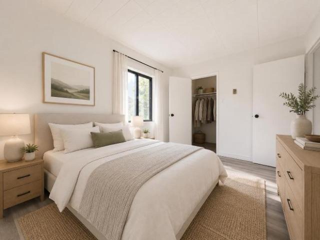 1 Br, 1 bath, Apartment 204 Michigan Avenue