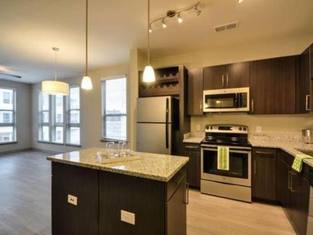 1 Br, 1 bath, Apartment 2000 Front St