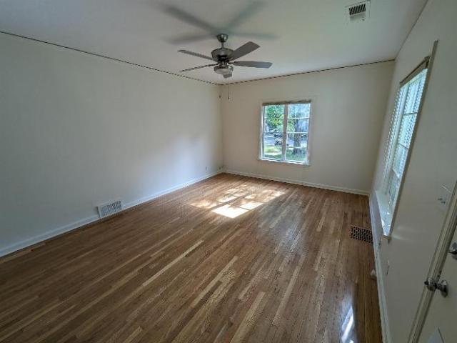 1 Br, 1 bath, Apartment 2008 Northwest Overton Street