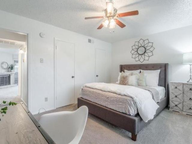 1 Br, 1 bath, Apartment 200 W Union Bower Road