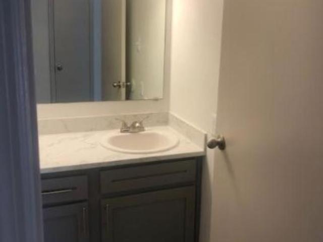 1 Br, 1 bath, Apartment 201 NC 54
