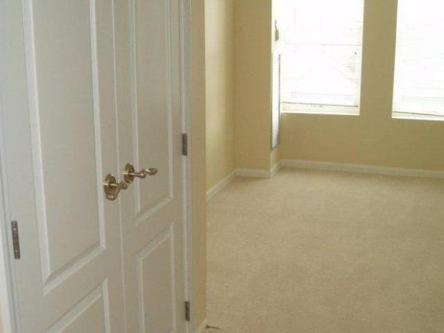 1 Br, 1 bath, Apartment 201 Chelsea Street