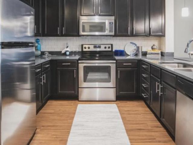 1 Br, 1 bath, Apartment 201 Park at North Hills St