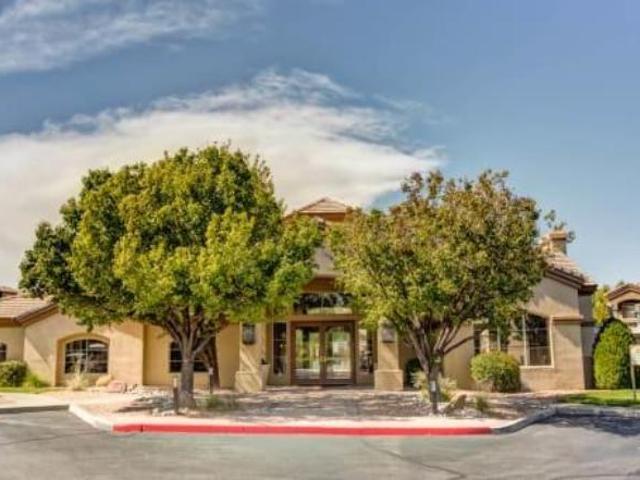 1 Br, 1 bath, Apartment 201 Pinnacle Dr SE