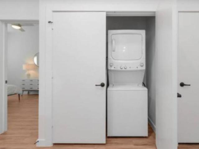 1 Br, 1 bath, Apartment 201 Wimberly Street