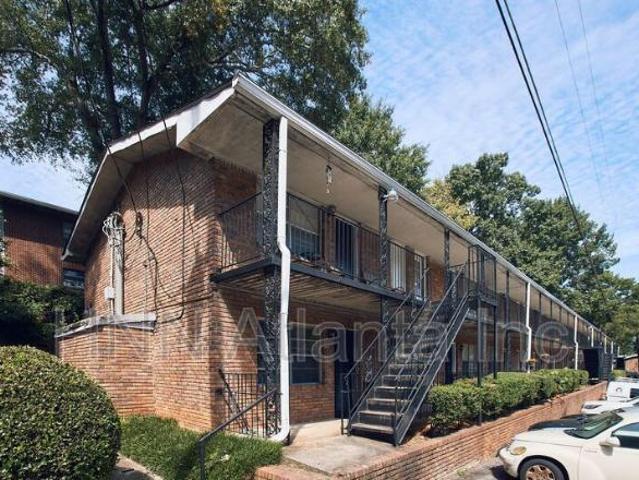 1 Br, 1 bath, Apartment 2151 Lenox Rd NE