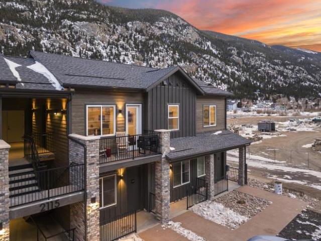 1 Br, 1 bath, Apartment 2155 Bighorn Road