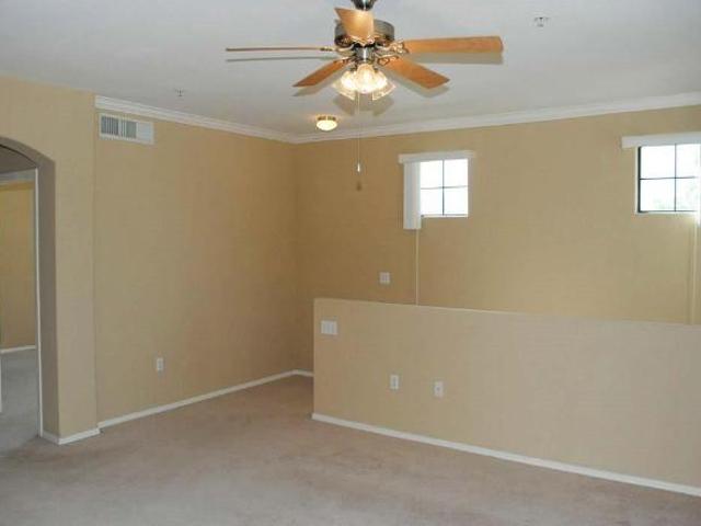 1 Br, 1 bath, Apartment 2100 N 145th Ave