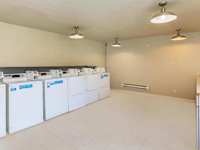 1 Br, 1 bath, Apartment 2100 NW 47th St