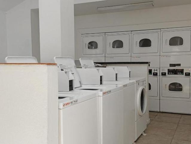 1 Br, 1 bath, Apartment 2107 W Broadway Rd