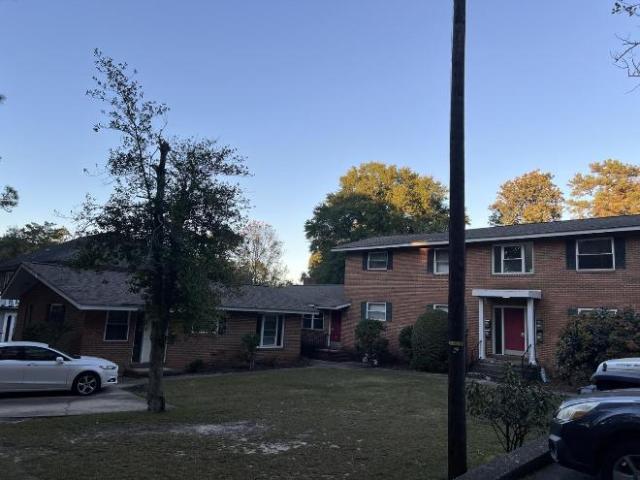 1 Br, 1 bath, Apartment 210 North May Street
