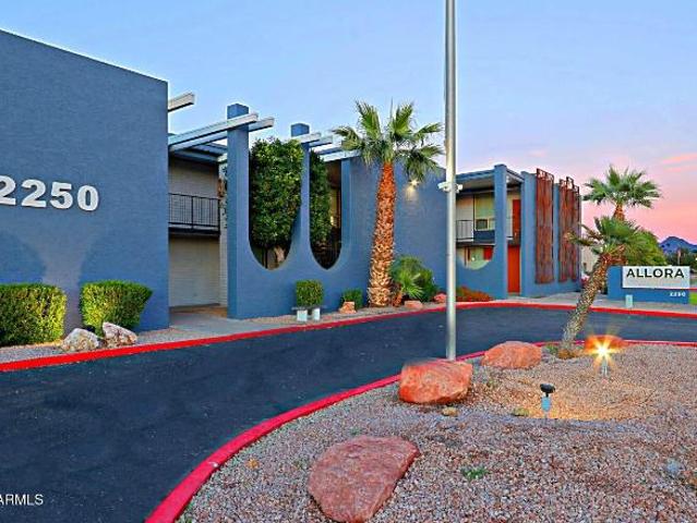 1 Br, 1 bath, Apartment 2250 W Glendale Avenue