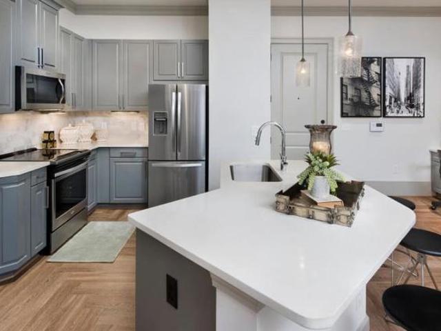1 Br, 1 bath, Apartment 225 Franklin Road NE