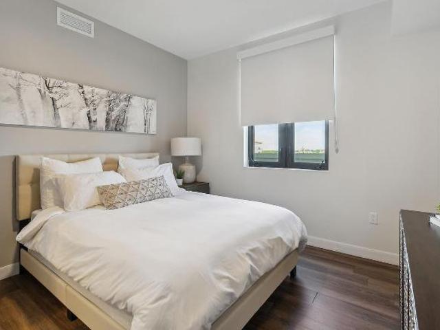 1 Br, 1 bath, Apartment 227 S Dixie Hwy