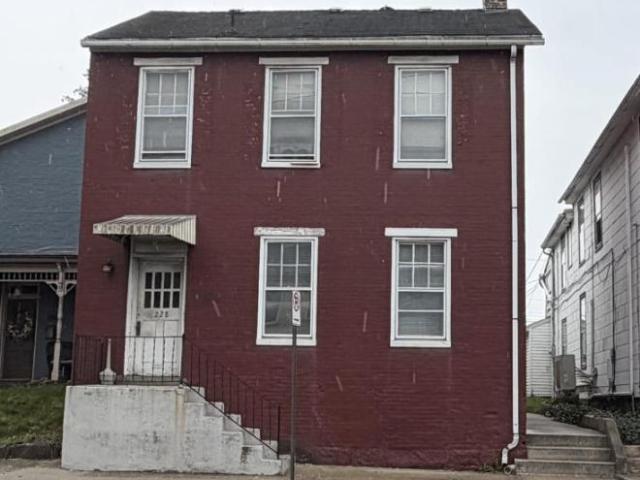 1 Br, 1 bath, Apartment 228 Chambersburg St